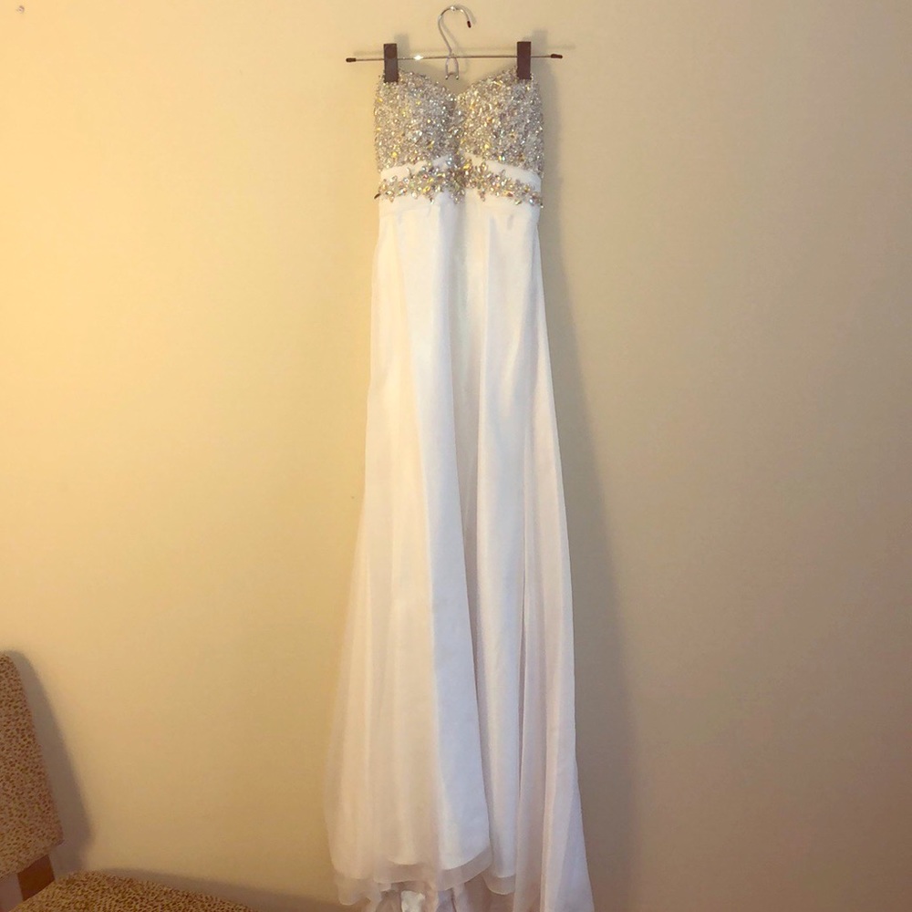 Riva Designs White Sequin Prom Dress - Gem